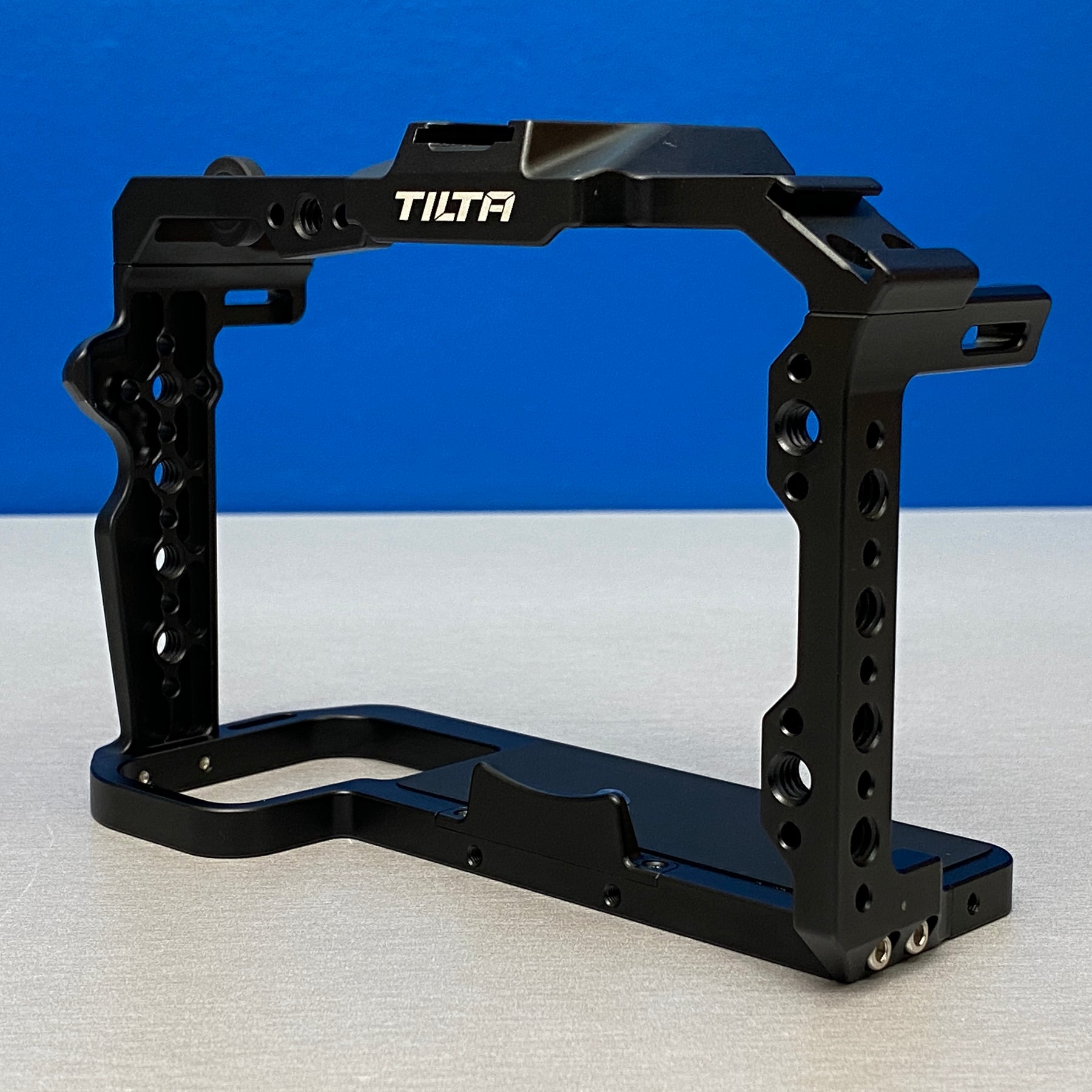 Cage Tilta (Canon EOS R5/R6) – Alvalade Mobile