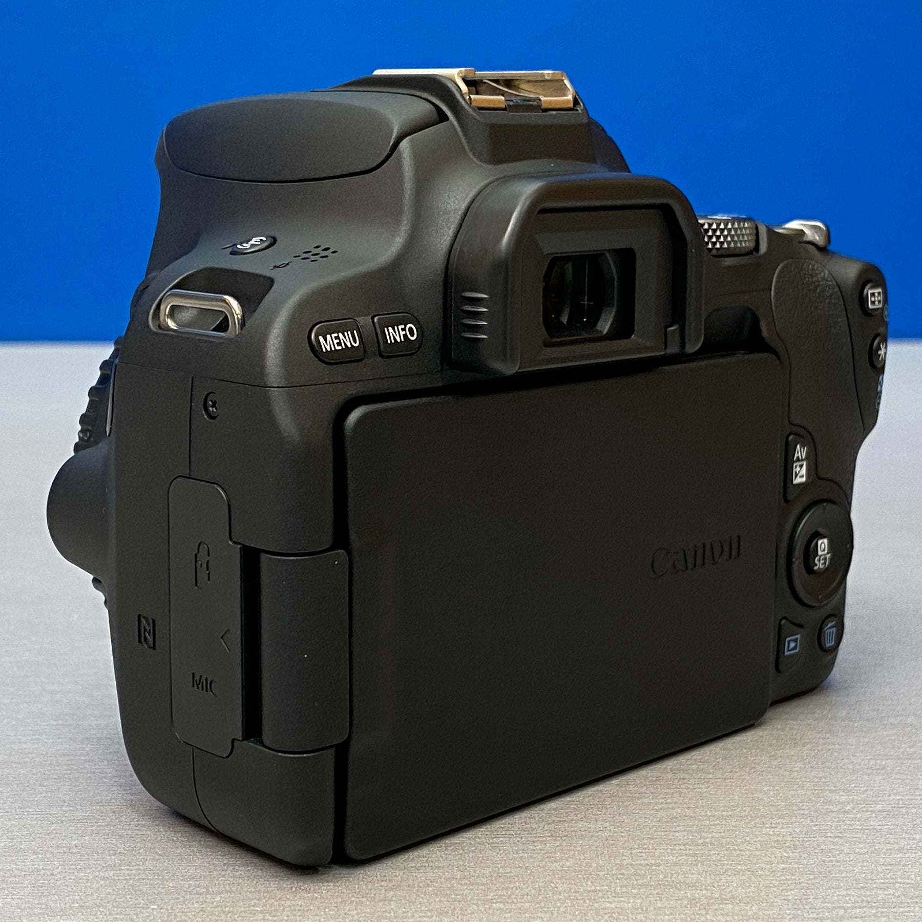 Canon EOS 200D (Corpo) - 24.2MP – Alvalade Mobile