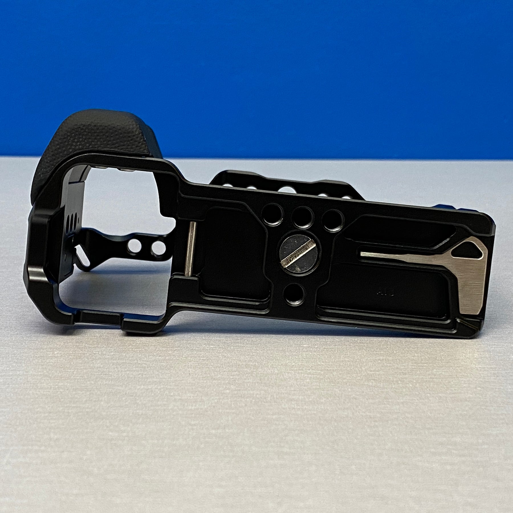 SmallRig Cage 3212 | Side Handle | Sony A7c – Alvalade Mobile