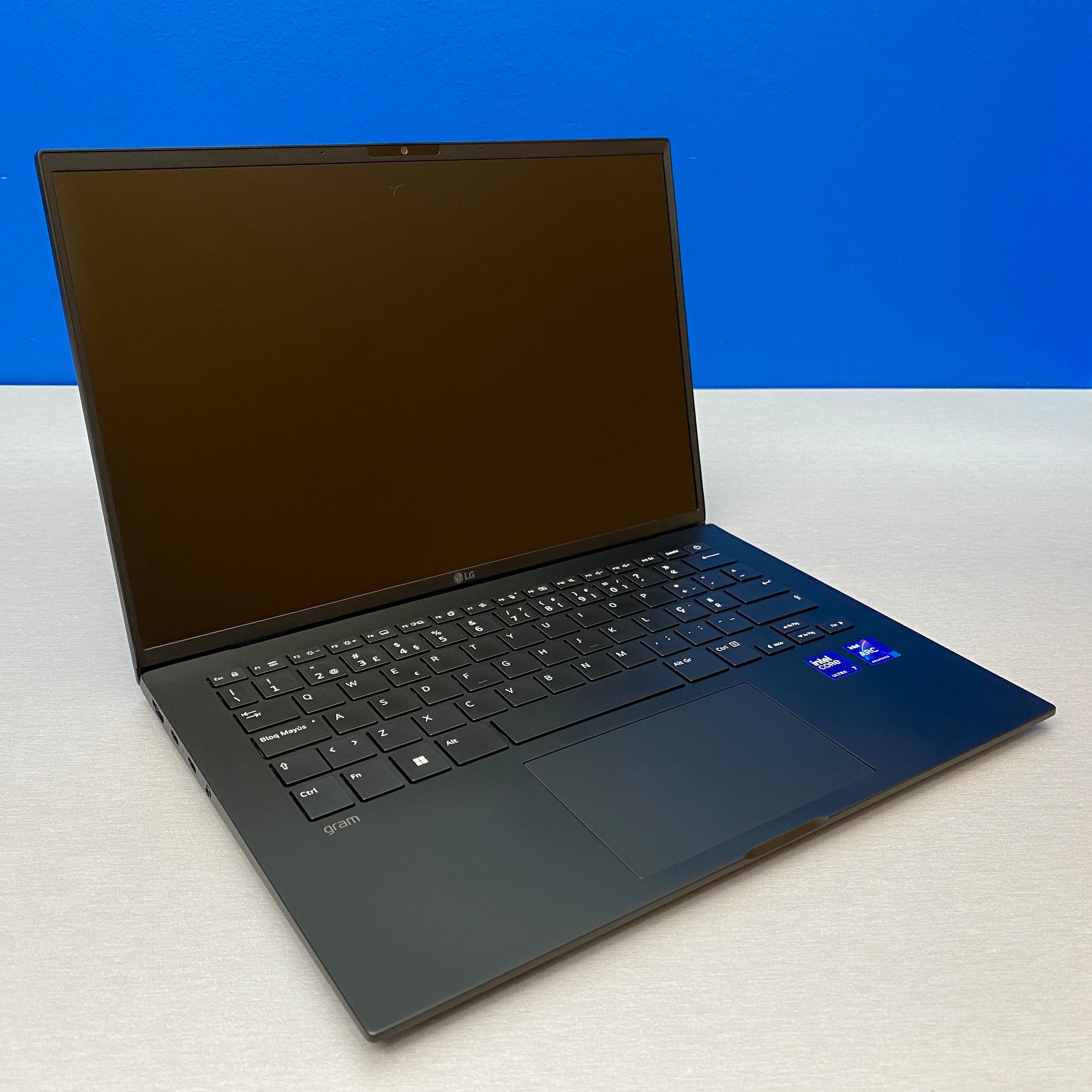 LG Gram 14ZD90S - 14" WUXGA | Core Ultra 7 155H | 16GB | 512GB SSD ...
